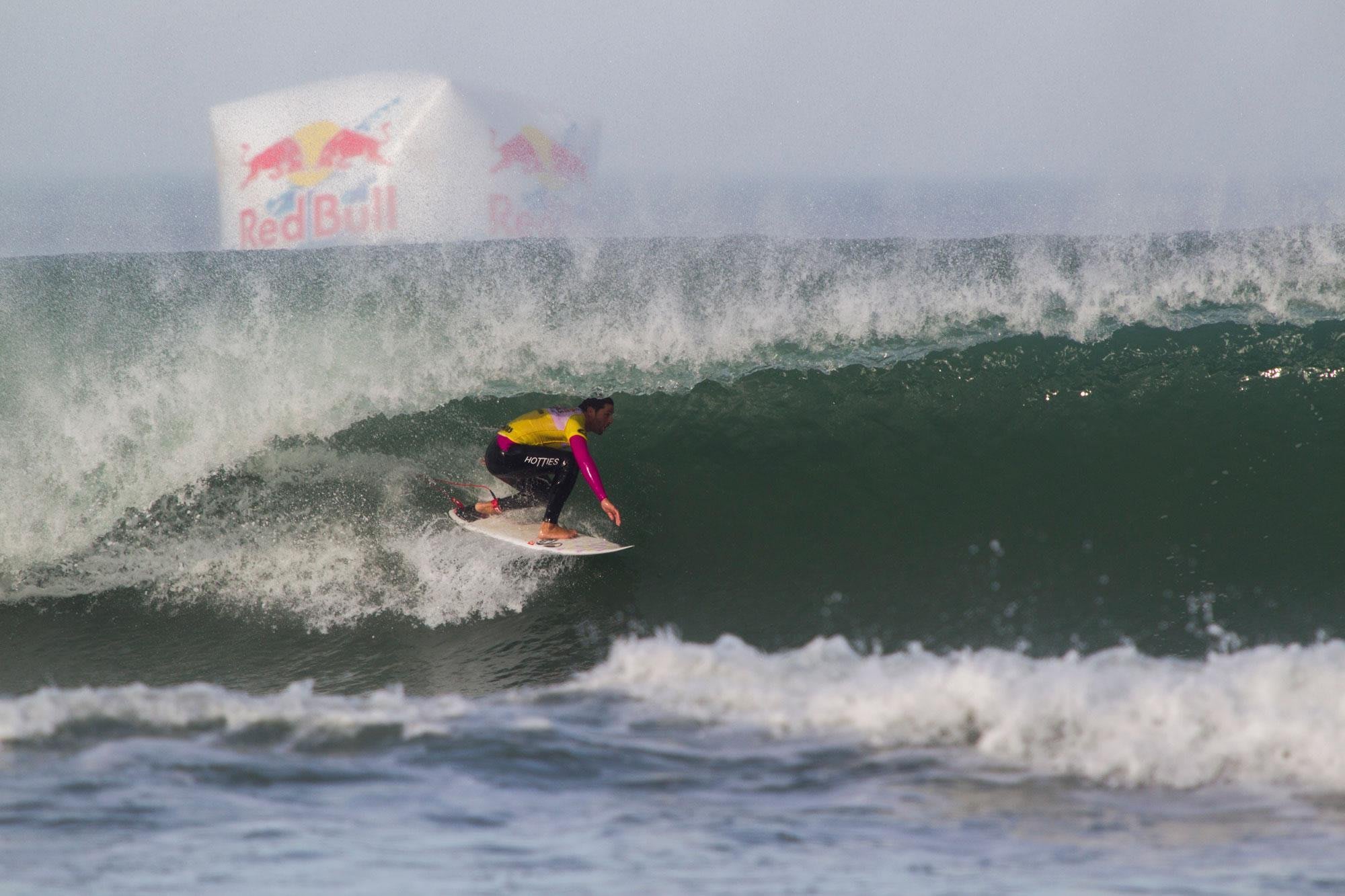 Surf tips: consejos para hacerte buenos tubos