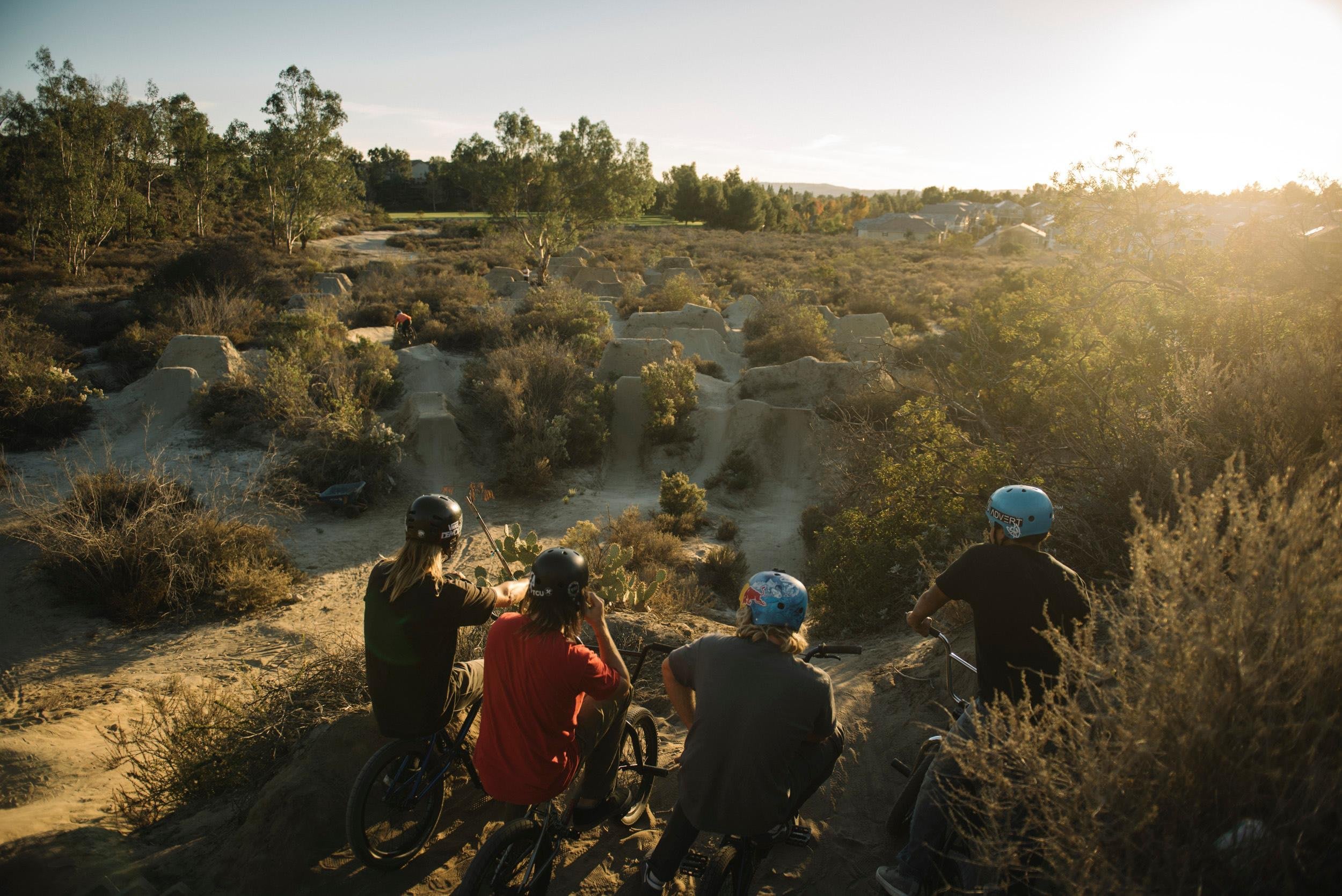 BMX : Mike ‘Hucker’ Clark en Californie dans At Home