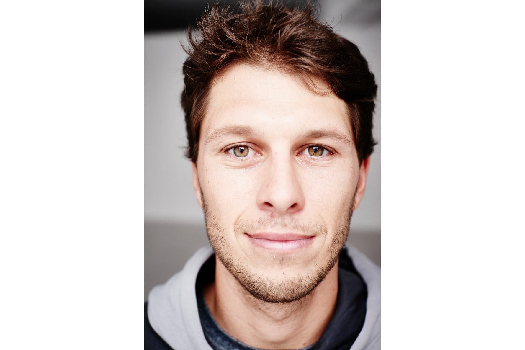 Snowmads: Fabi Meets... Roman Rohrmoser | Red Bull