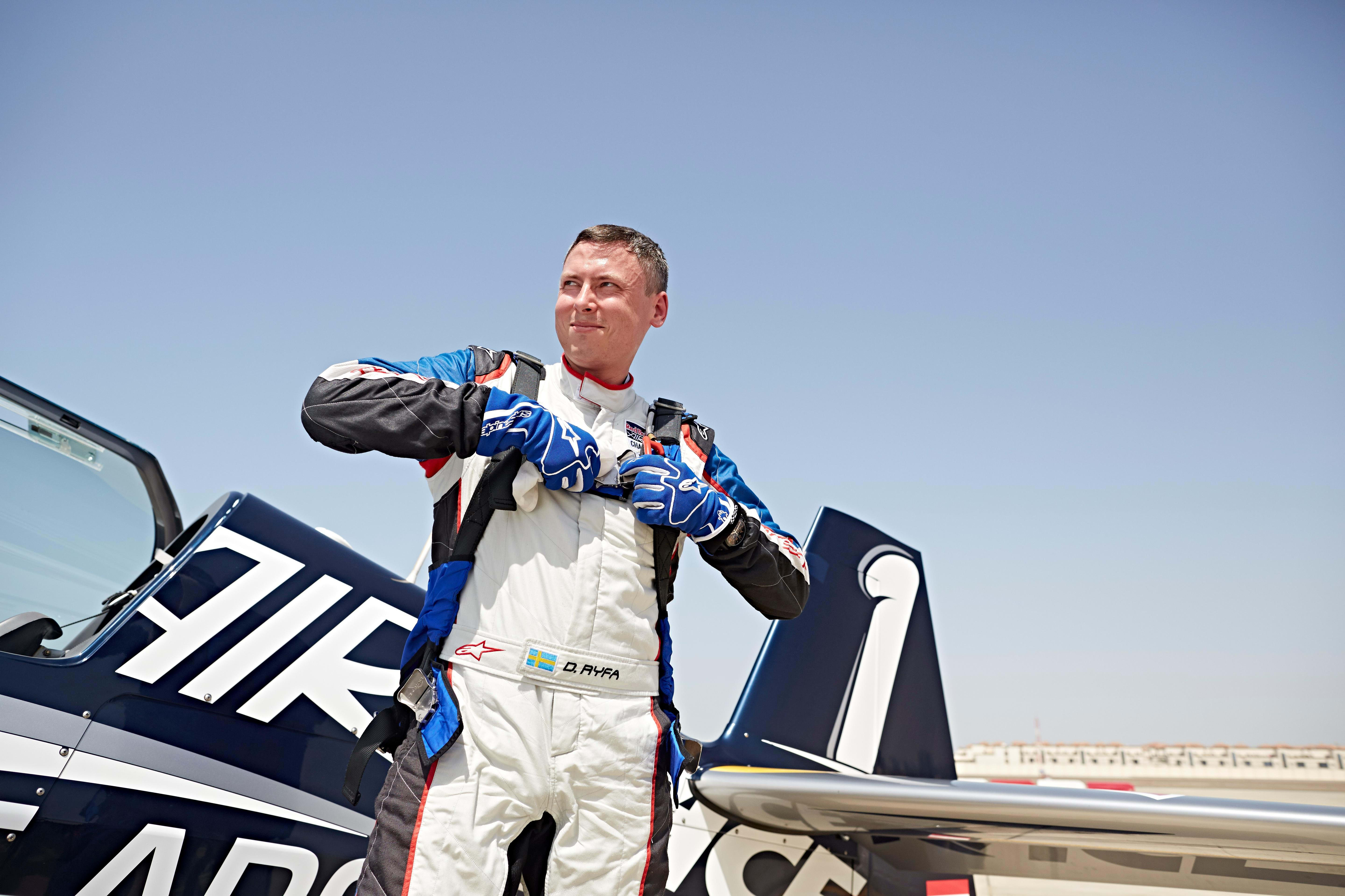 2016 Red Bull空中競技飛行賽-阿拉伯聯合大公國戰報- Nicolas Ivanoff奪標成功