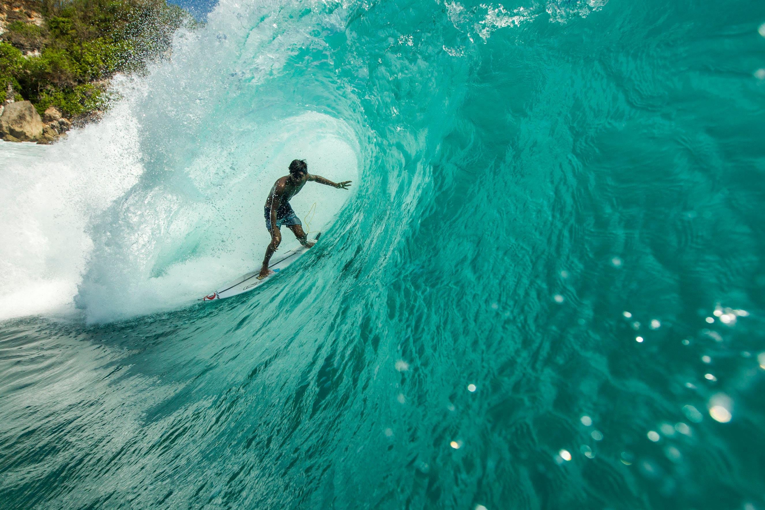 15 of the best surf shots from Indonesia this season