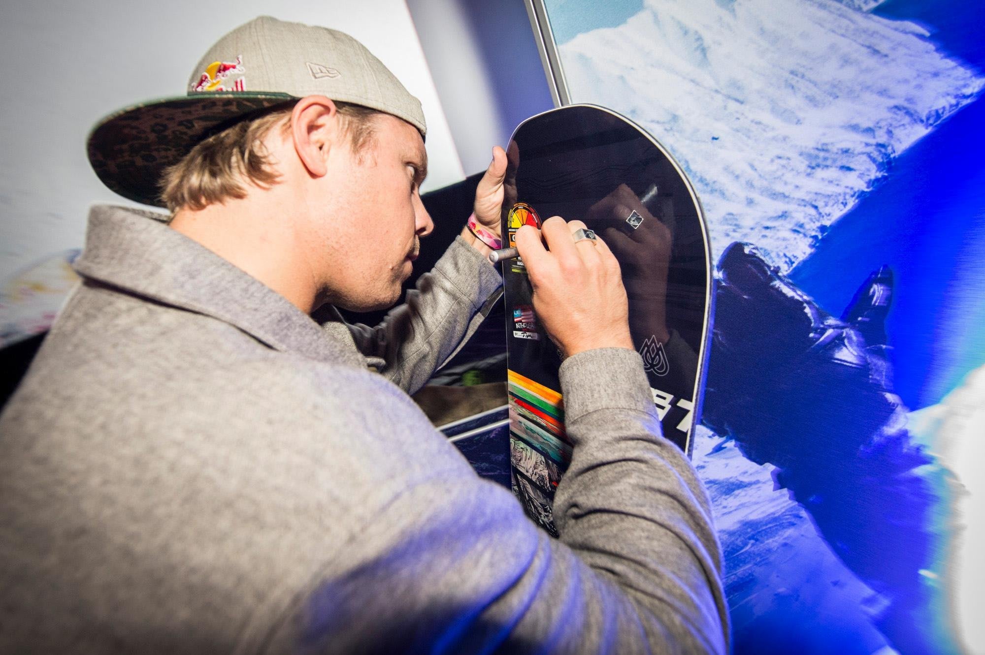 The Fourth Phase: Gewinnspiel | Red Bull