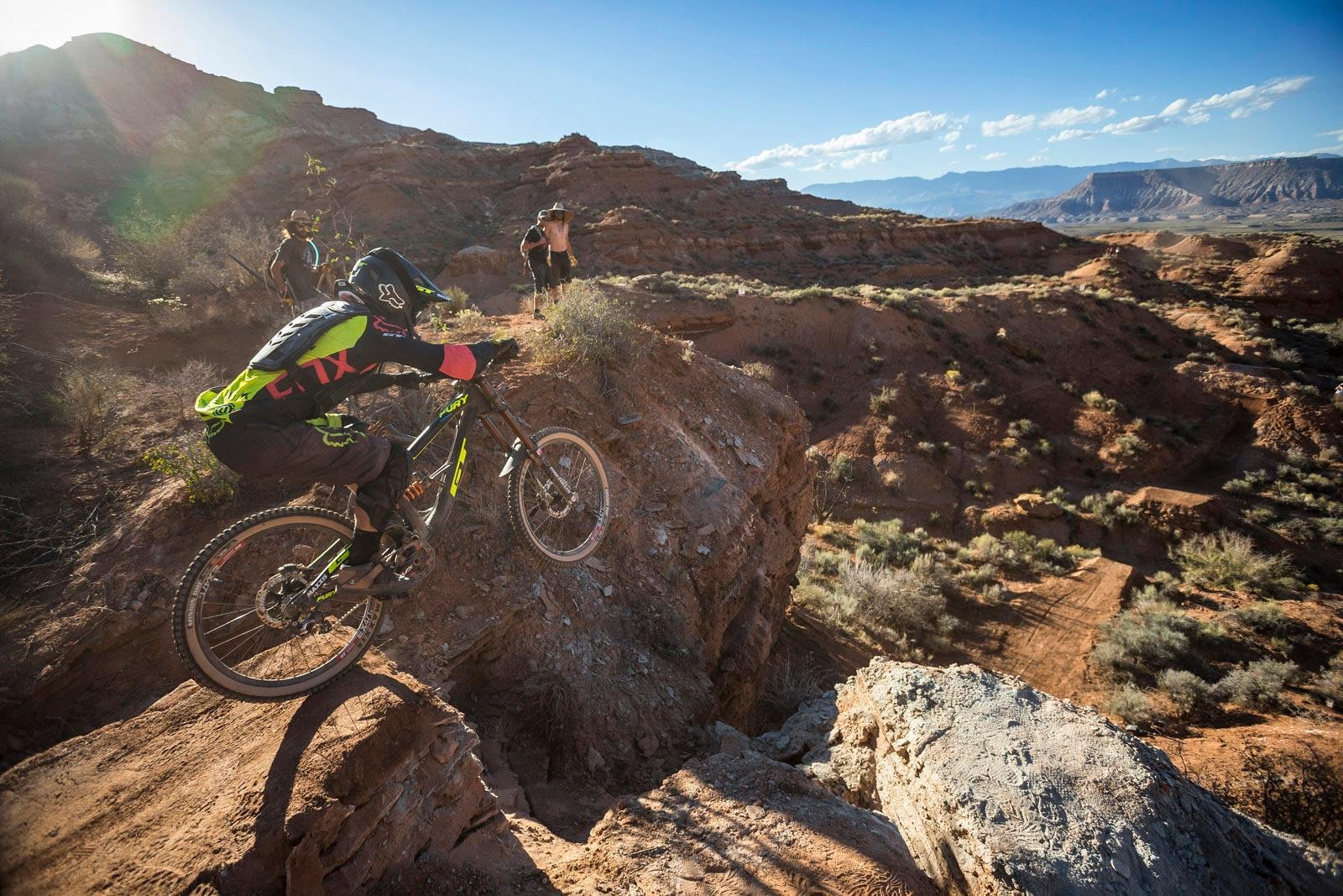 Red Bull Rampage 2016: Craziest Mountain Bike Photos