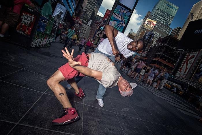 B-Boy Crazy Legs真實breaking受傷經歷