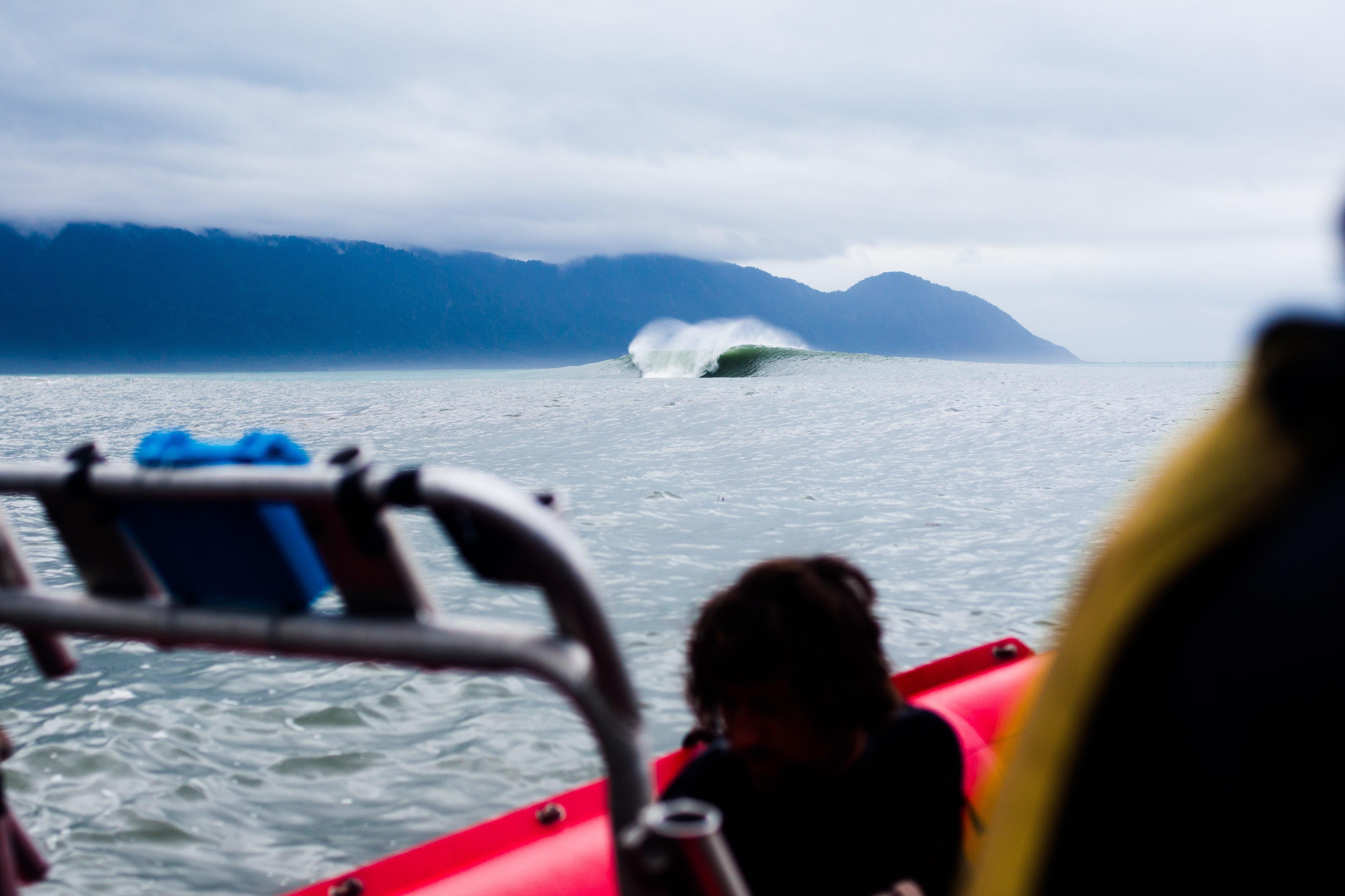 Surfing New Zealand: Fiordland photo gallery | Red Bull