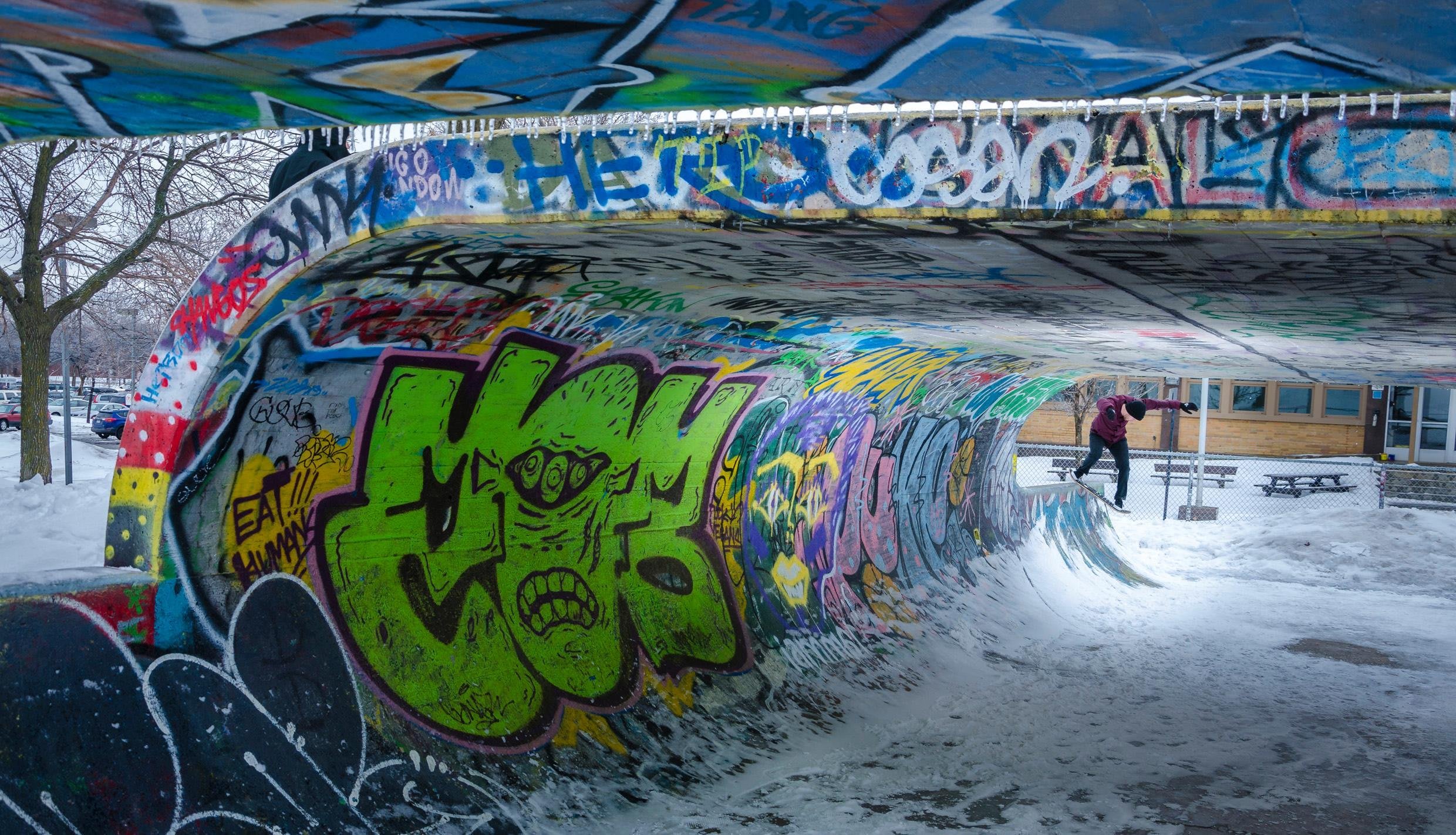 Tour Quebec with the Ambition Snowskates team