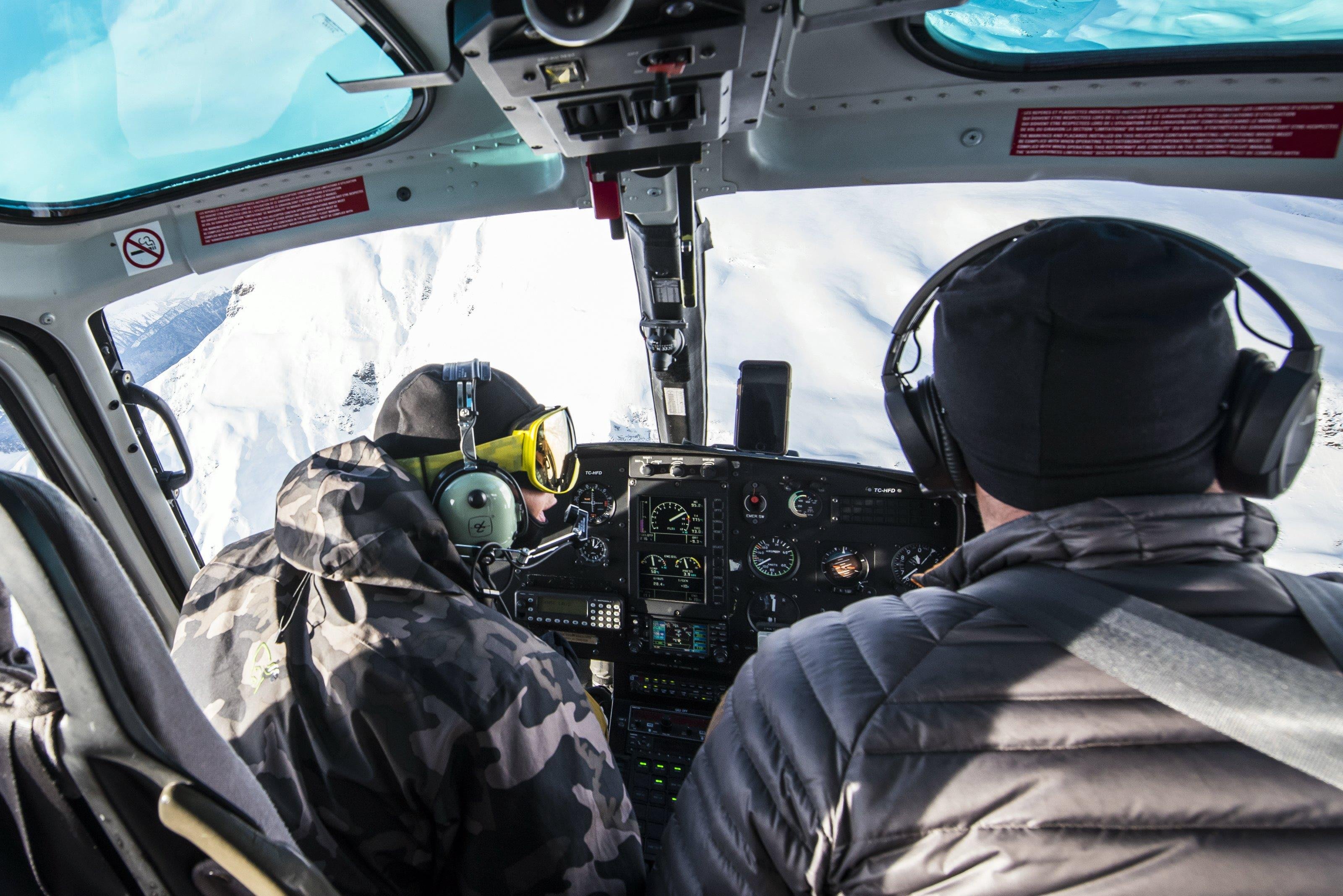 Red Bull TV: Snowmads - A Journey Towards Eastern Suns