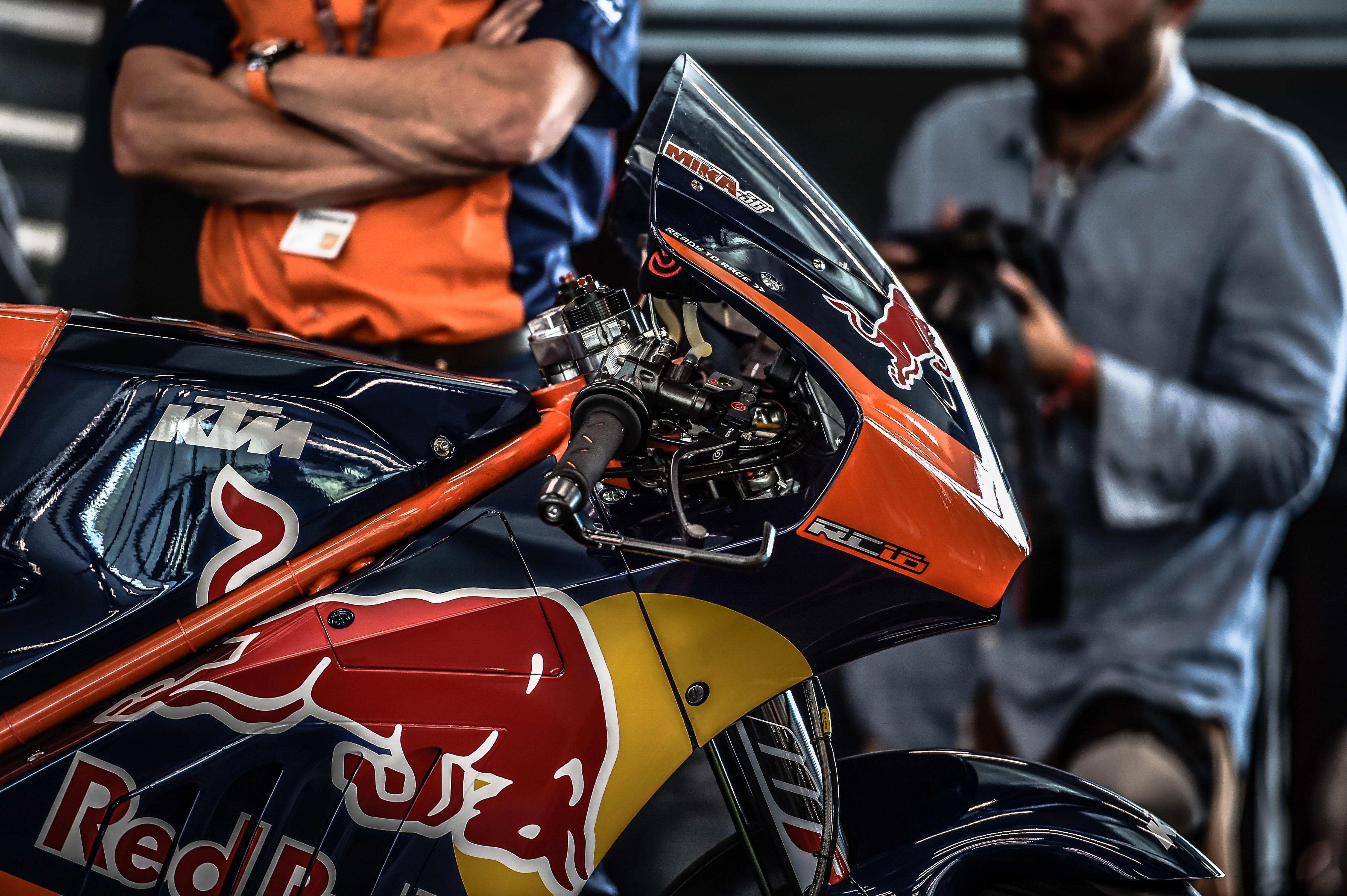 MotoGP 2016 | Best Of Gallery | Red Bull
