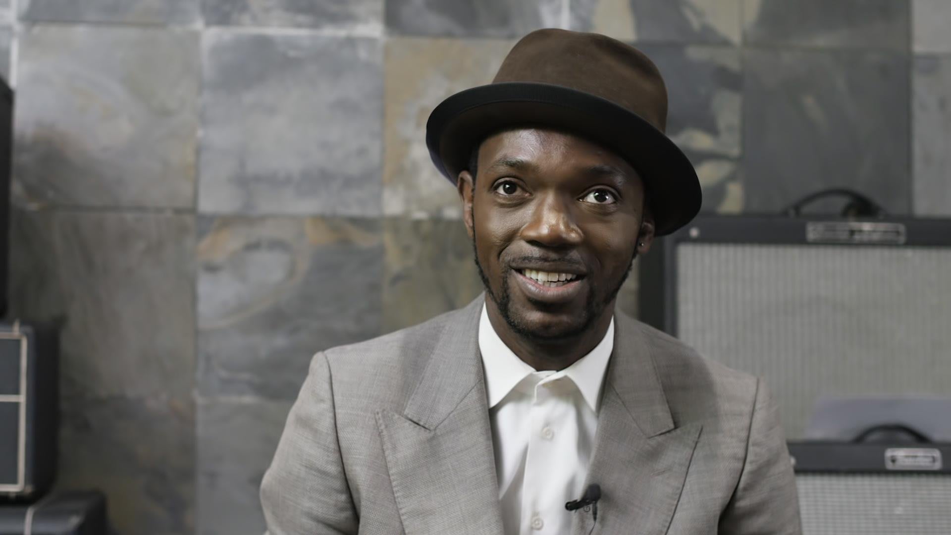 Sesión exclusiva en acústico del rapero Baloji