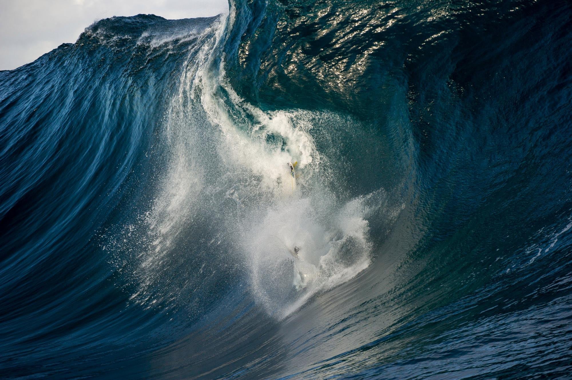 Kerby Brown in the heaviest wipeout you've ever seen