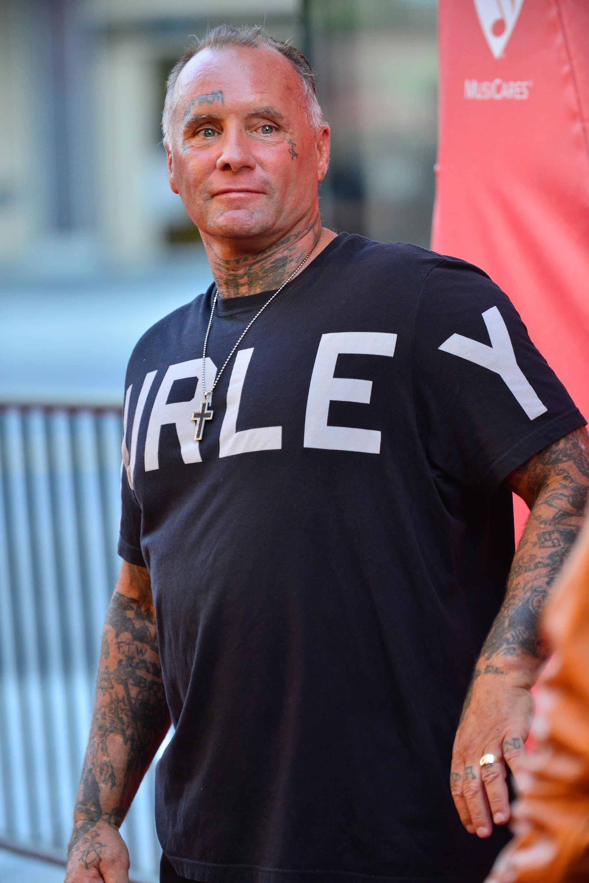 Entrevista Al Joven Jay Adams