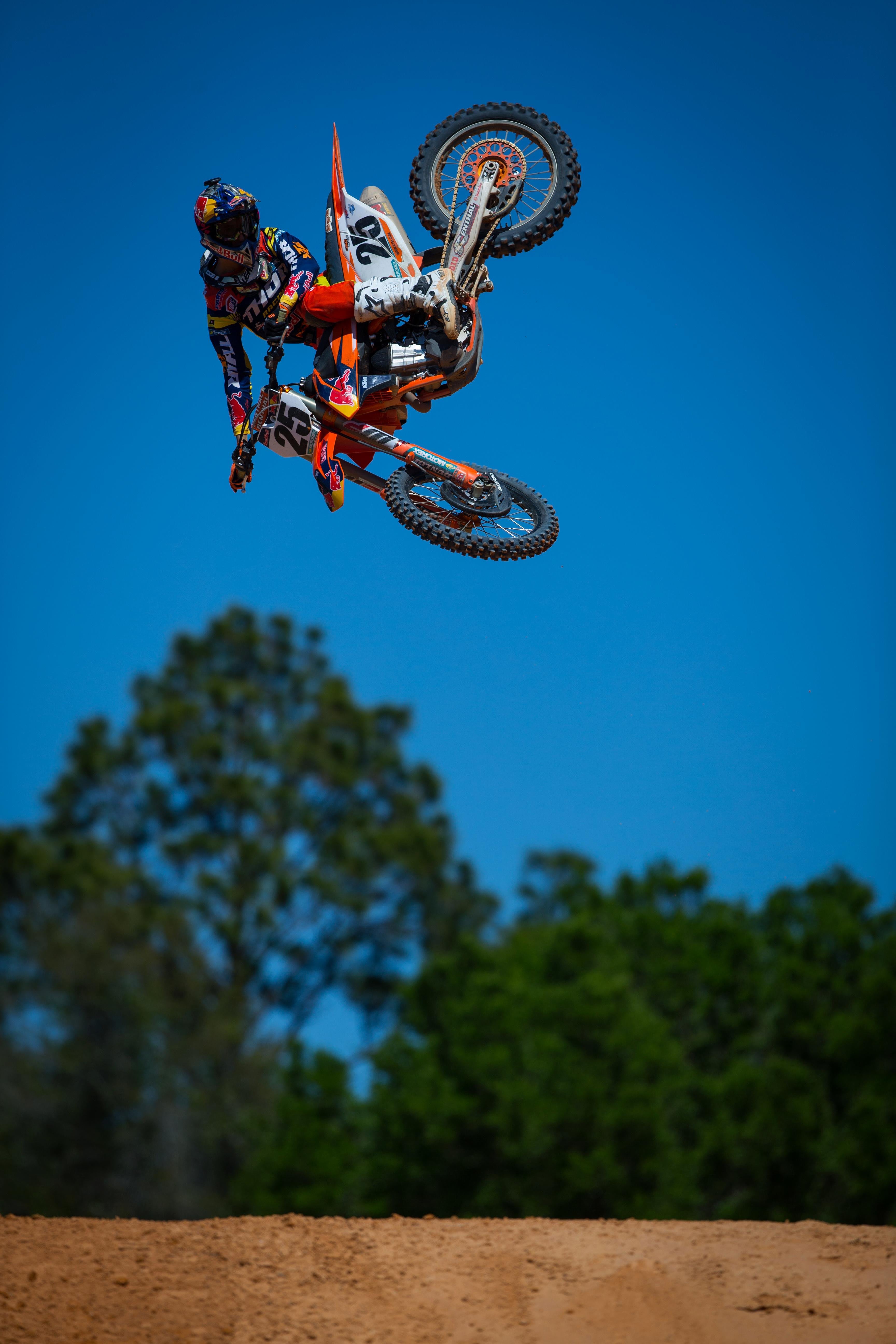 How Marvin Musquin and Jason Anderson Stay Bros