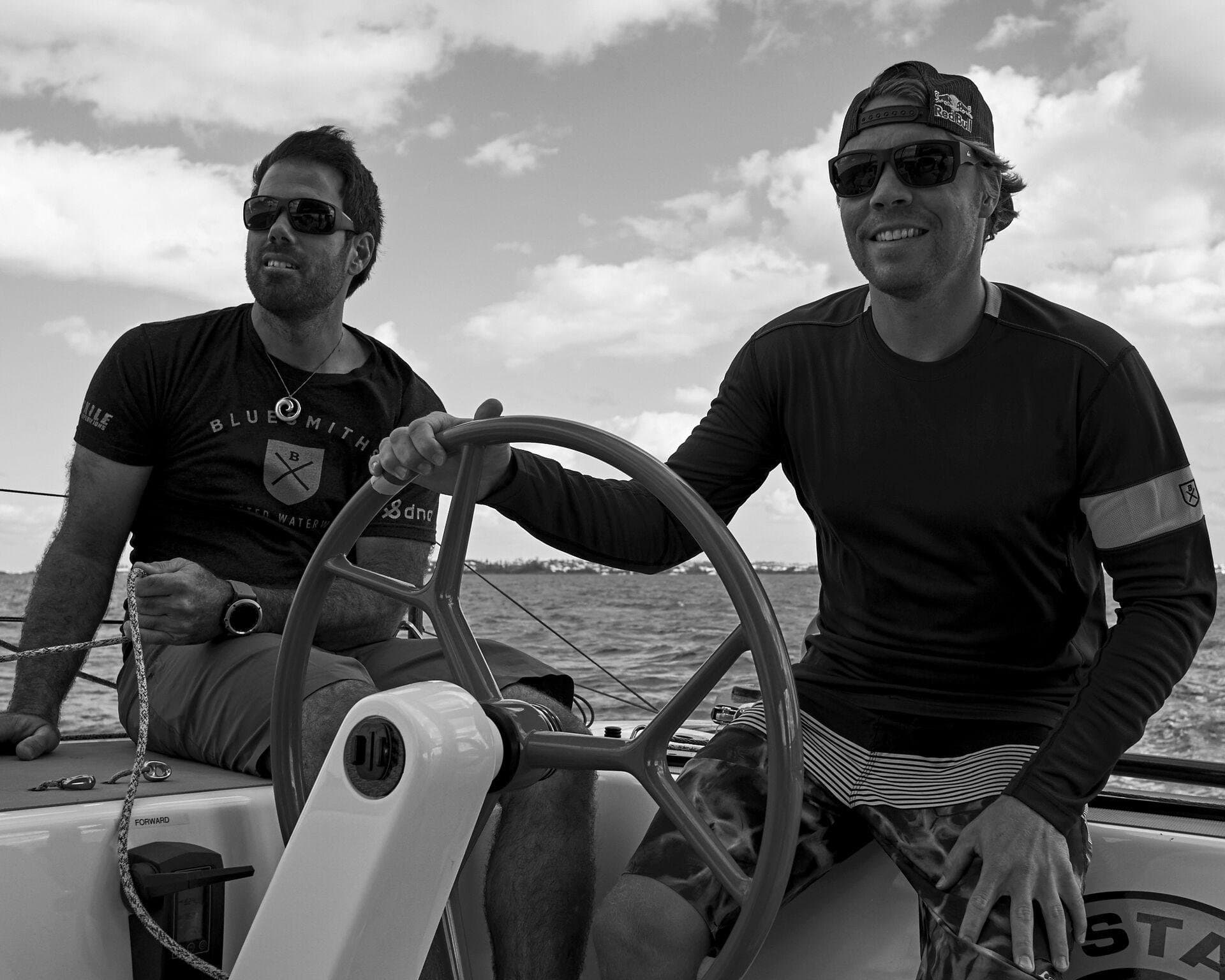 Travis Rice veleggia per oltre 1000 miglia in oceano