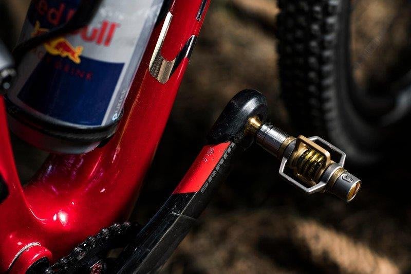 Kate Courtney's Specialized S-works Era bike check 2017