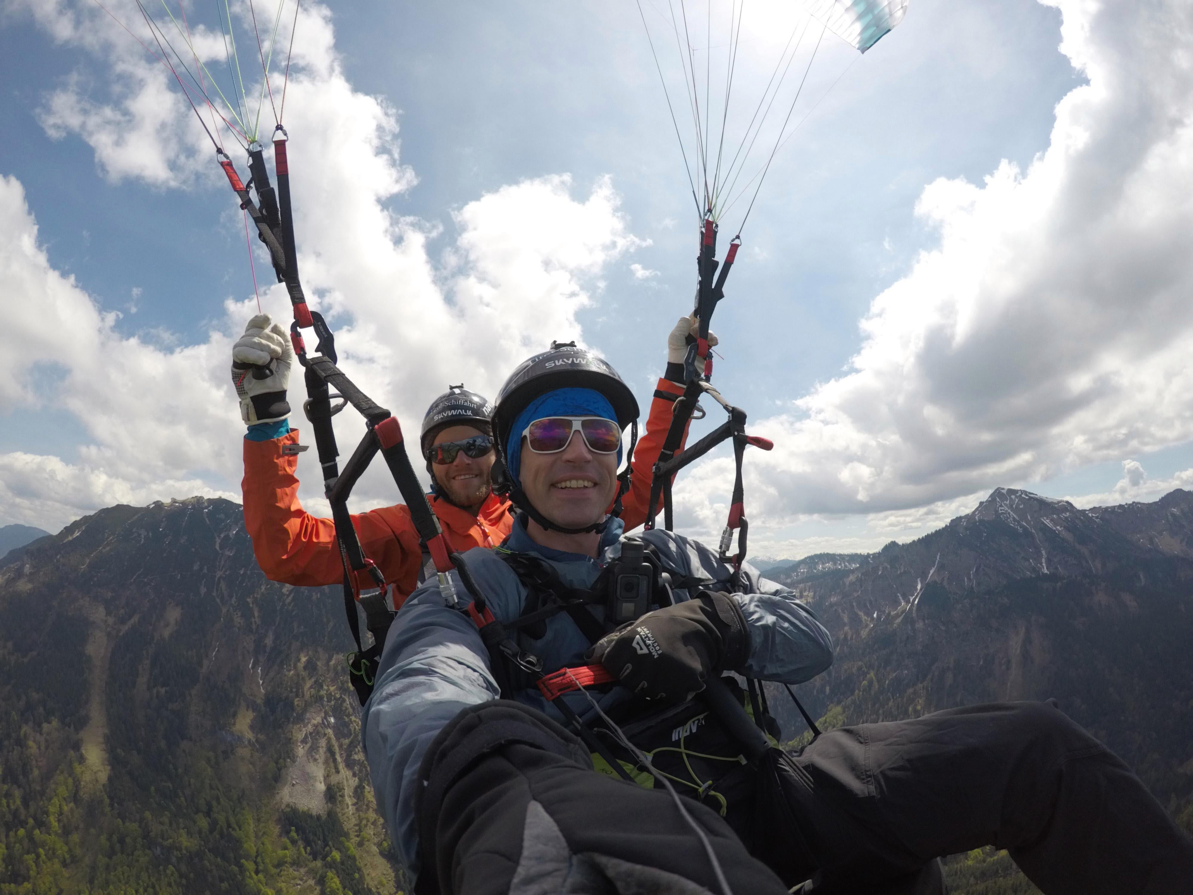 Red Bull X-Alps test flight with Stefan Gruber +video+