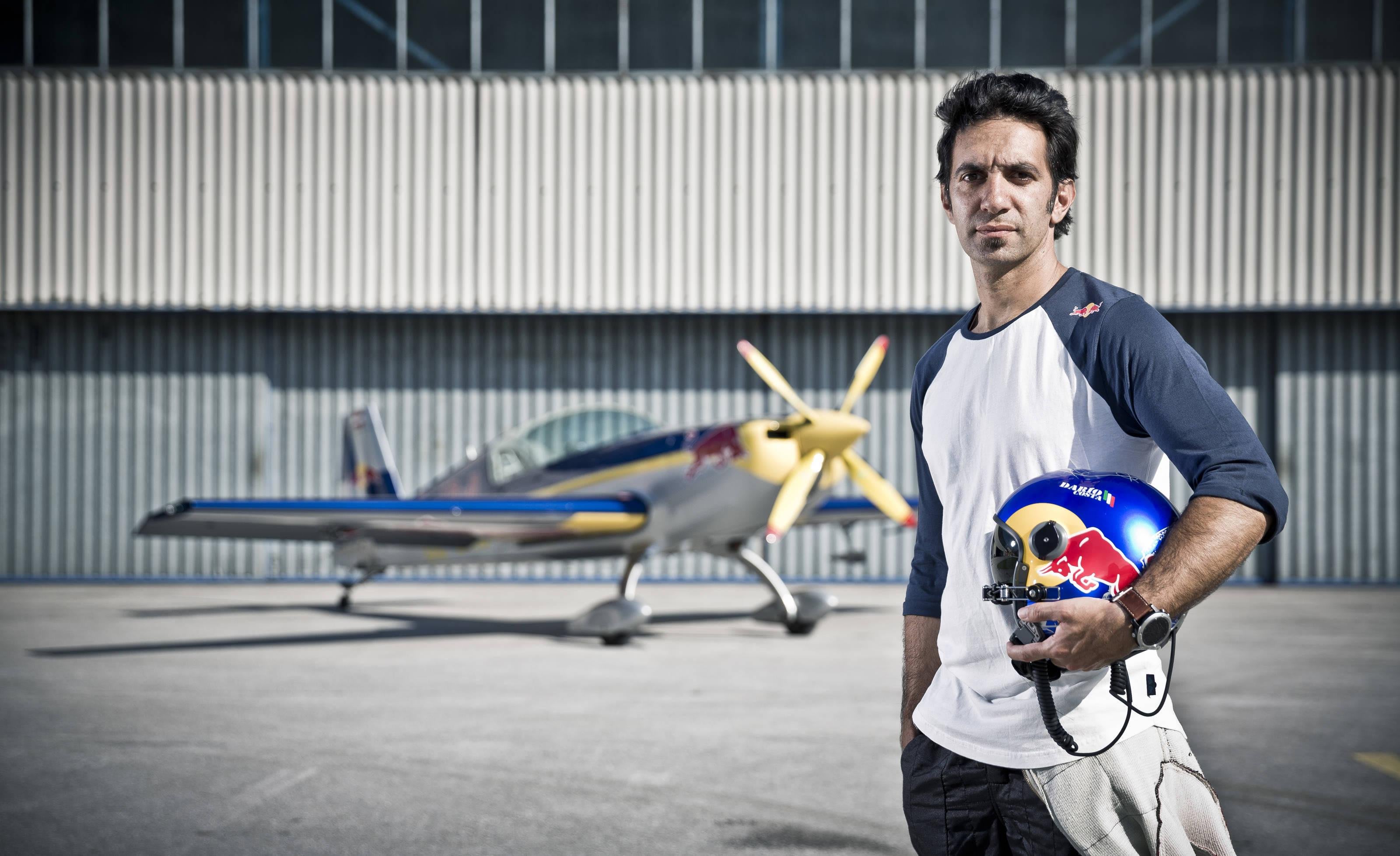 Image gallery of aerobatic pilot Dario Costa