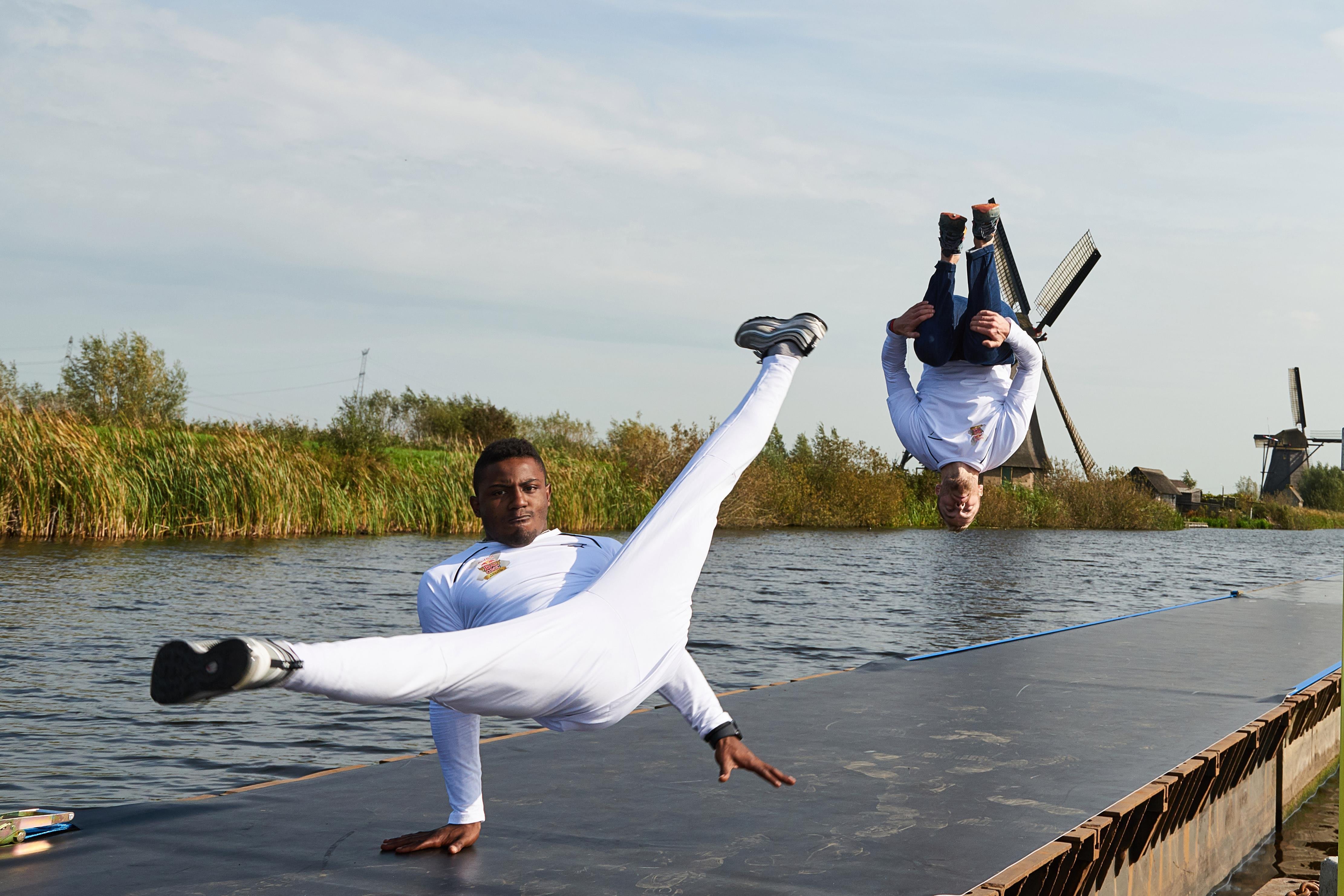 Breakdance Windmill